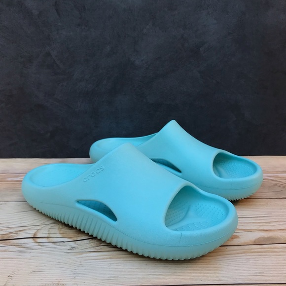 CROCS | Shoes | Crocs Mellow Slide | Poshmark